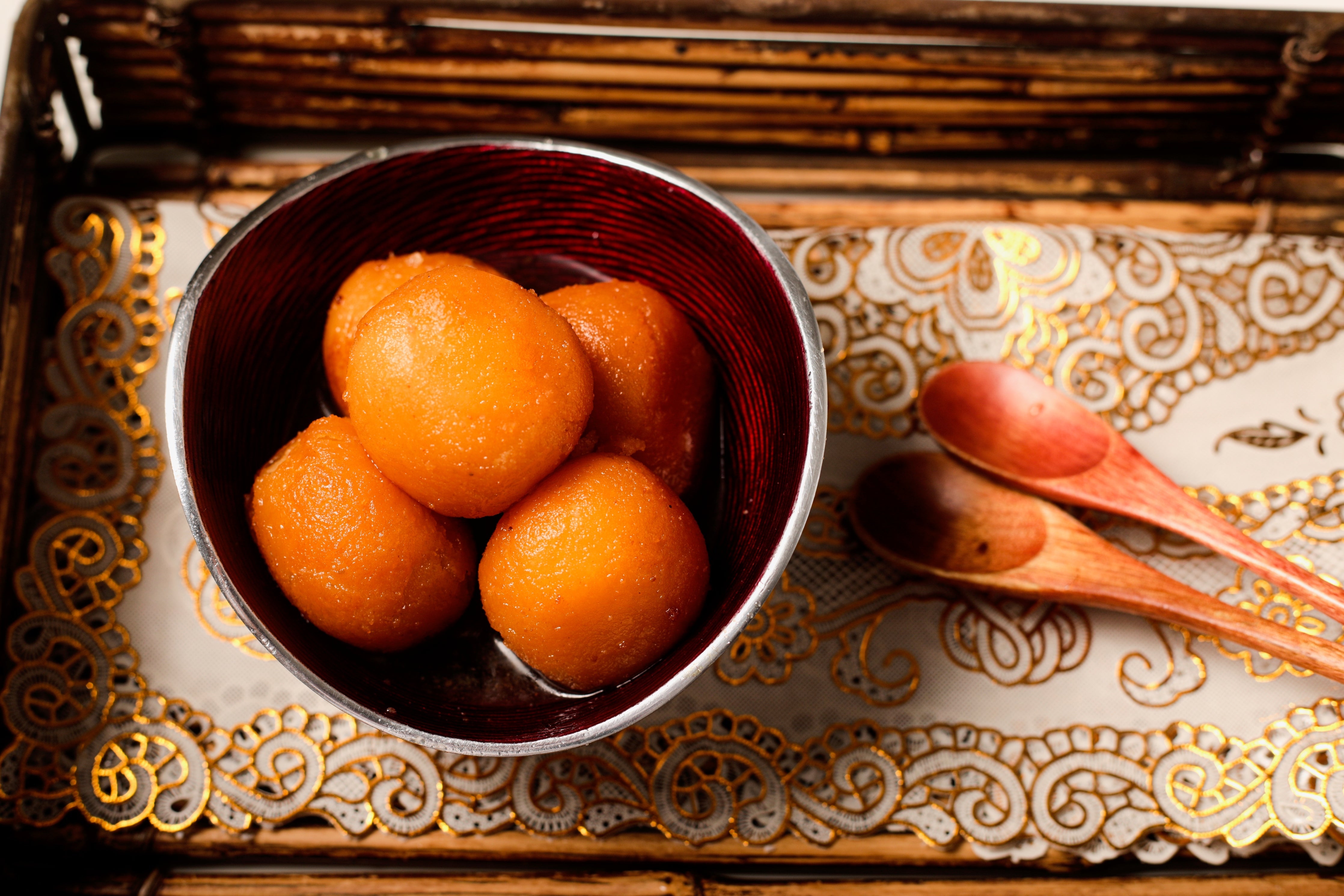 Gulab Jamun 8pcs – Shaheen Sweets