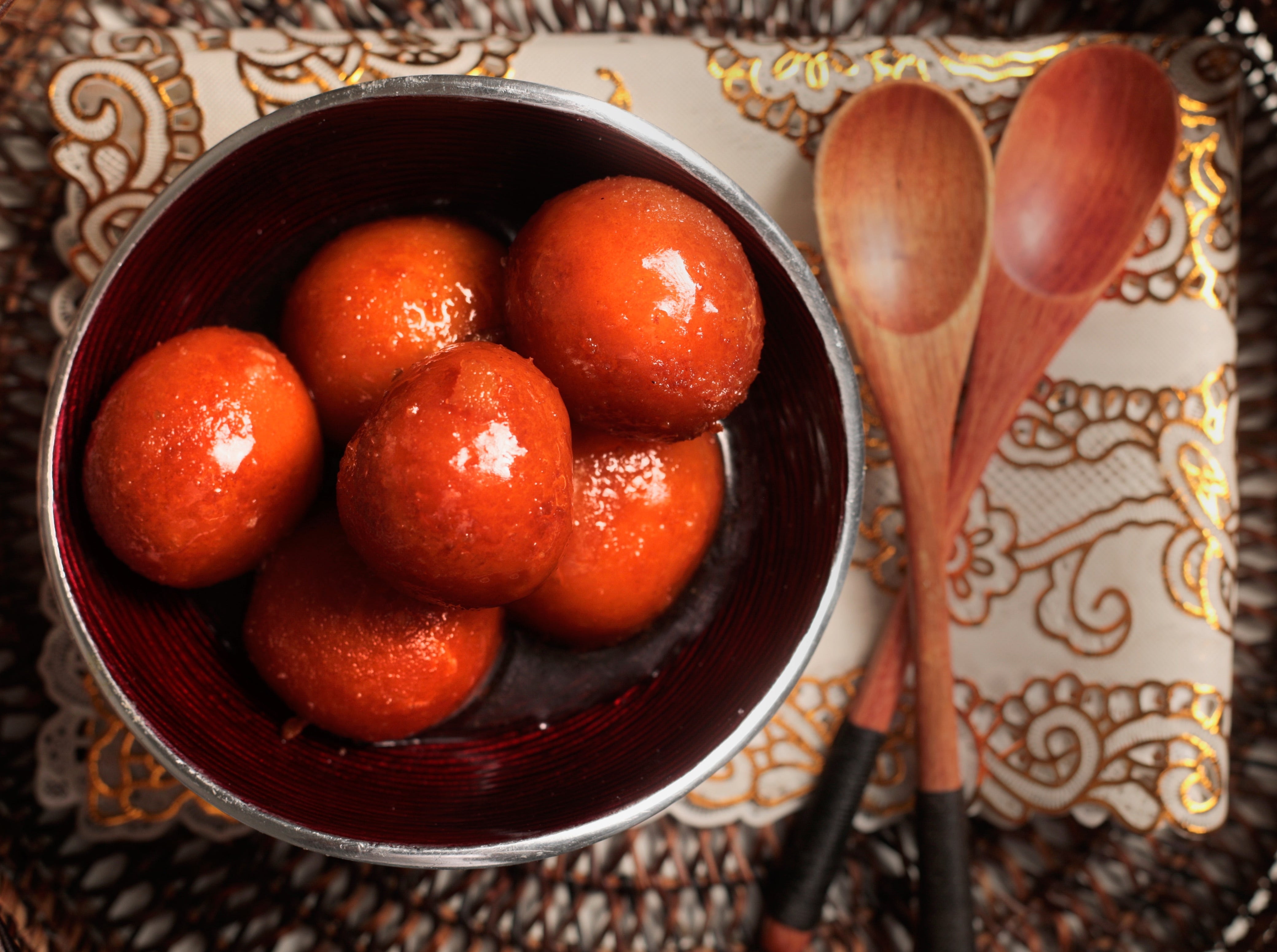 Kala Jamun 8pcs – Shaheen Sweets